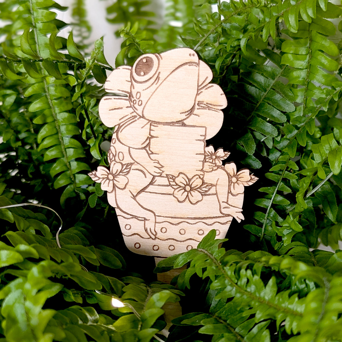 Plant Pick - Laser Cut File, SVG Plans of Snail with Mushrooms, Frog ...